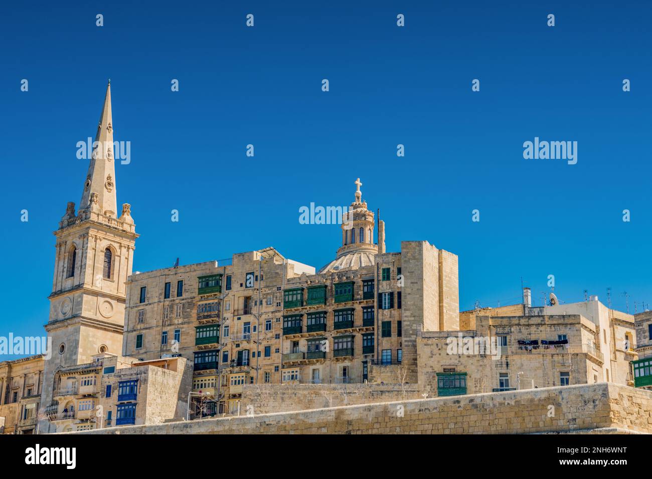Traditional Maltese buildings in Valletta city Stock Photo - Alamy