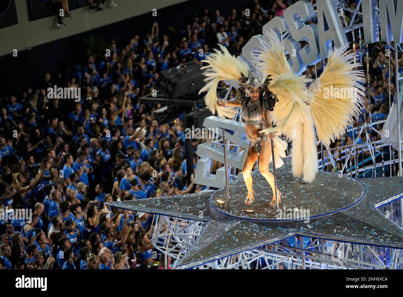 Performer from the Beija Flor samba school parades on a float during ...