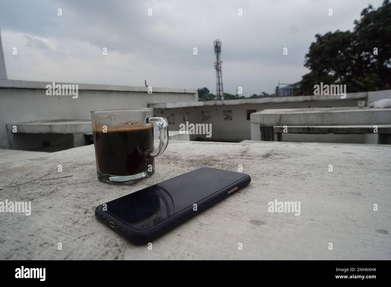 Skylight bar hi-res stock photography and images - Alamy