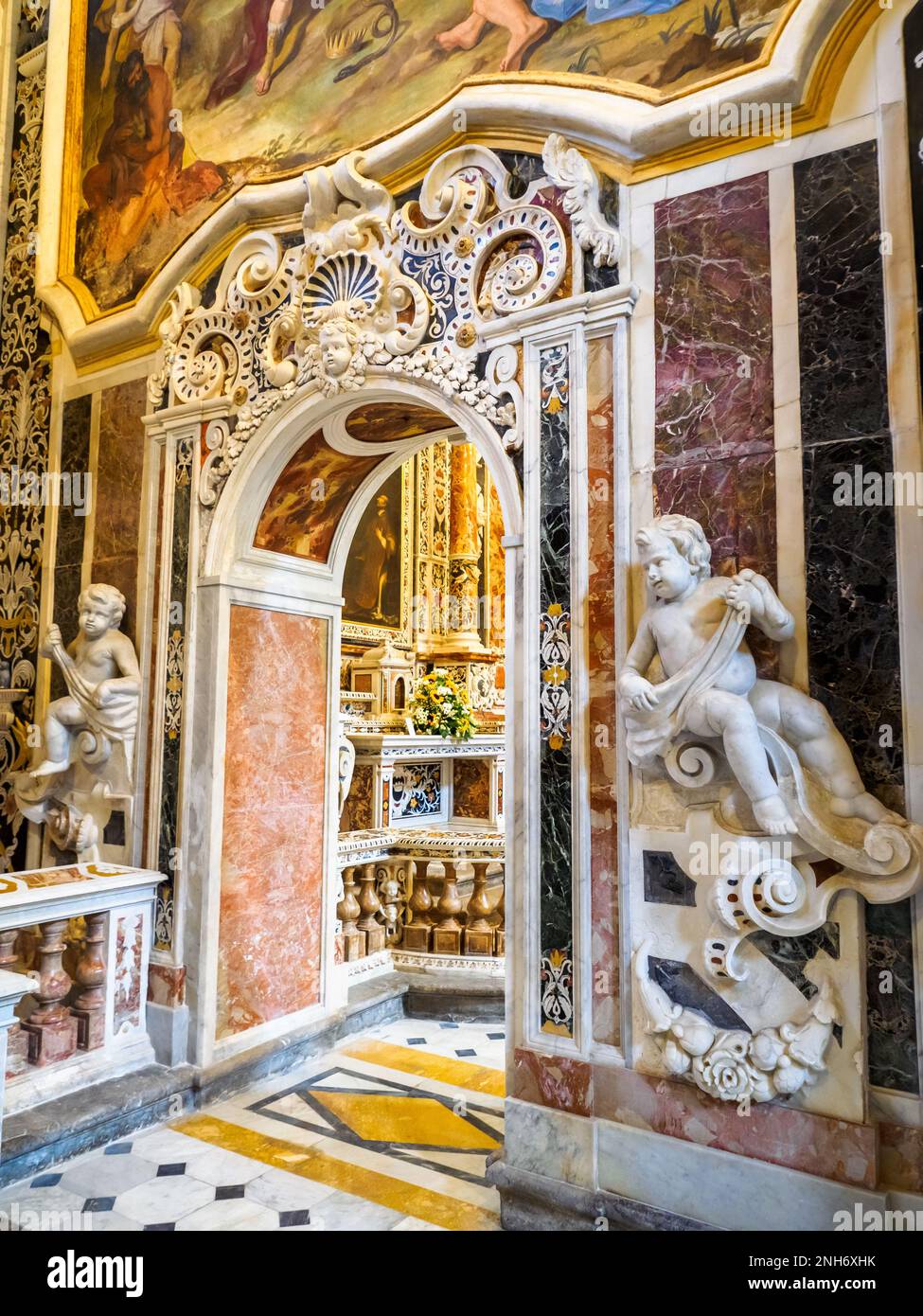 Arch connecting the chapels in the lateral nave in the baroque style ...