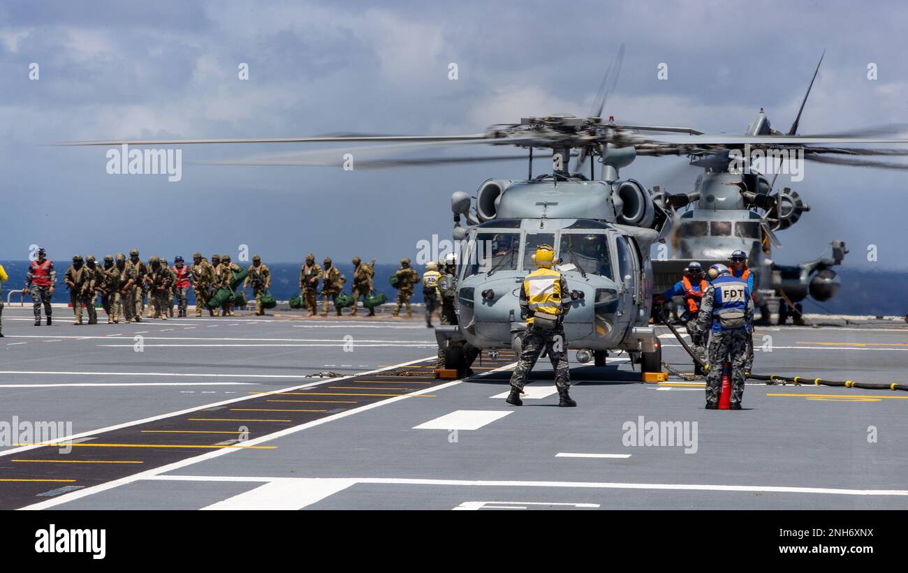 Royal australian navy seahawk helicopter hi-res stock photography and ...