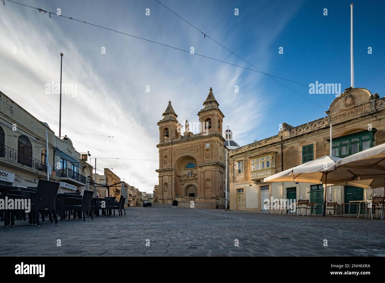 Malta typical churches hi-res stock photography and images - Alamy