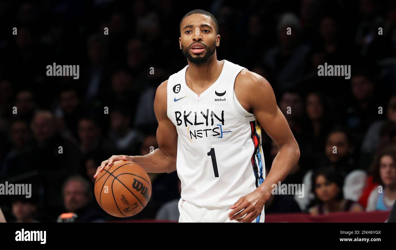 Brooklyn Nets forward Mikal Bridges (1) dribbles during the second half ...