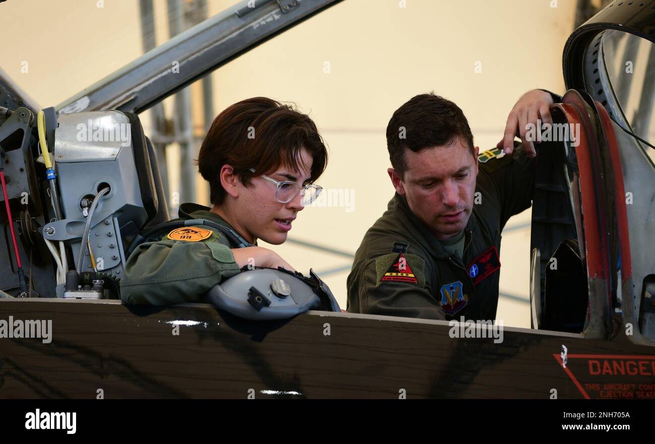 U.S. Air Force Captain Chris Maurer shows U.S. Air Force Cadet ...
