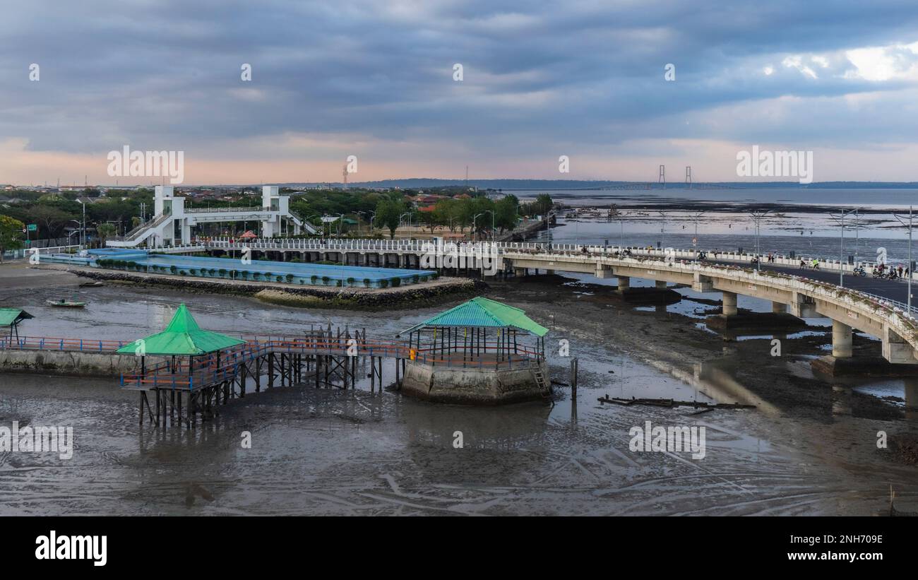 Surabaya nightlife hi-res stock photography and images - Alamy