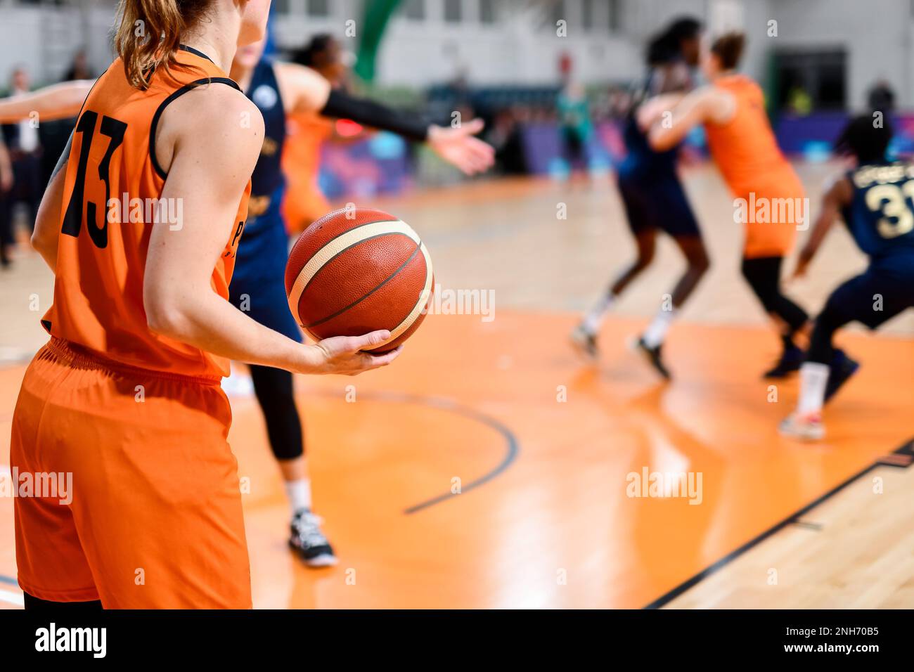 Professional basketball field hi-res stock photography and images - Alamy