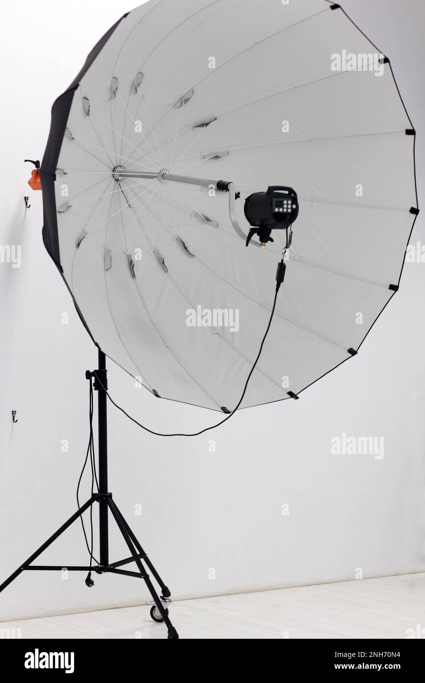 Professional new studio large softbox on a tripod with wheels, for work ...
