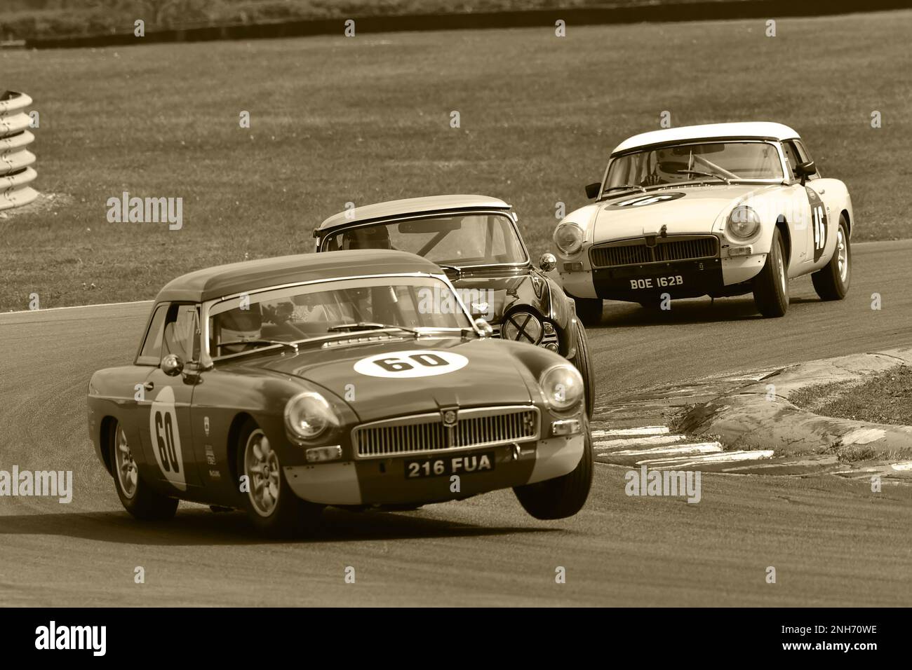 On three wheels, Nick Thompson, Sean McLurg, MG B, Ecurie Classic ...