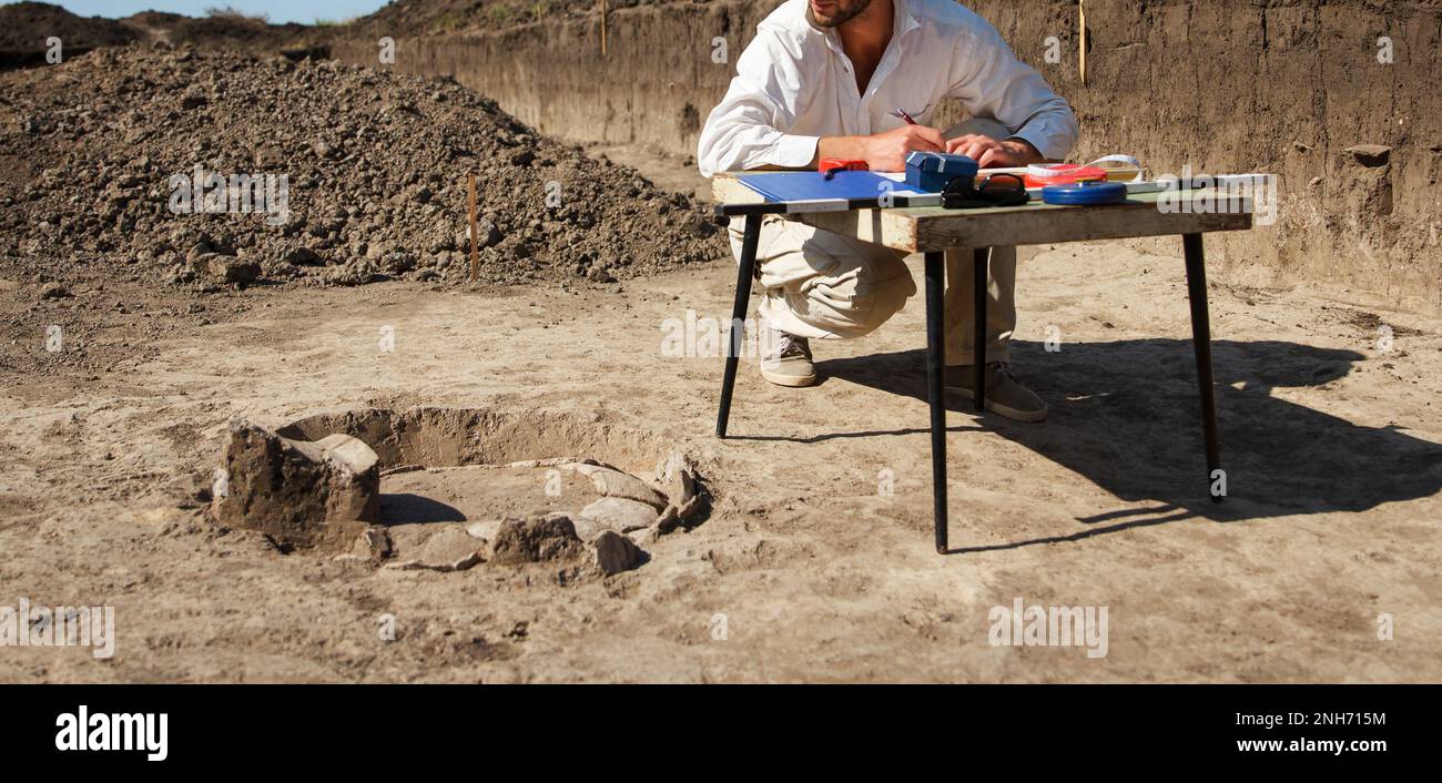 Ancient measurement tool hi-res stock photography and images - Alamy