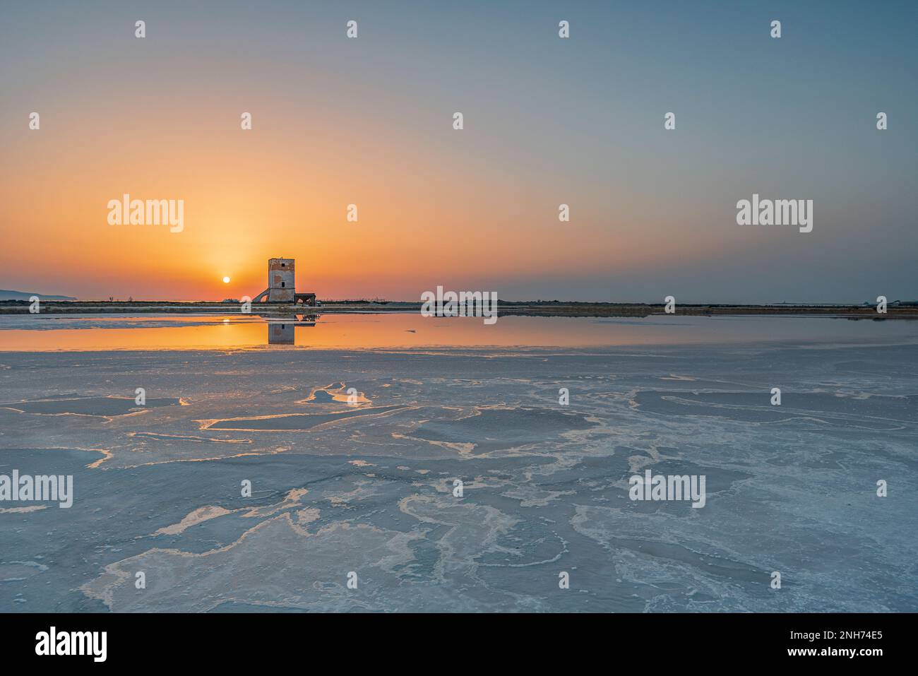 Sunset nubia trapani hi-res stock photography and images - Alamy