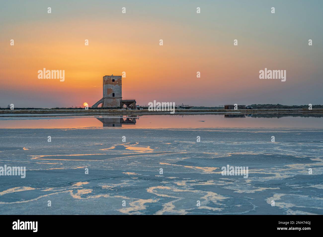 Sunset nubia trapani hi-res stock photography and images - Alamy