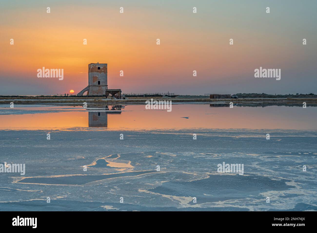 Sunset nubia trapani hi-res stock photography and images - Alamy