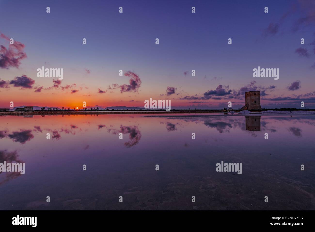 Sunset nubia trapani hi-res stock photography and images - Alamy