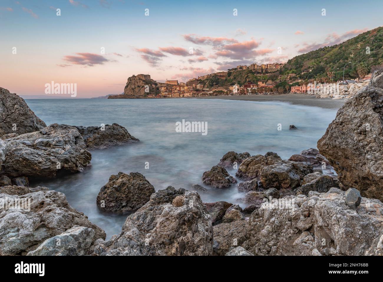 Scilla castle hi-res stock photography and images - Alamy