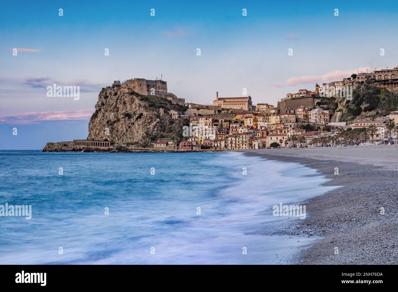 Calabrian seaside villages hi-res stock photography and images - Alamy