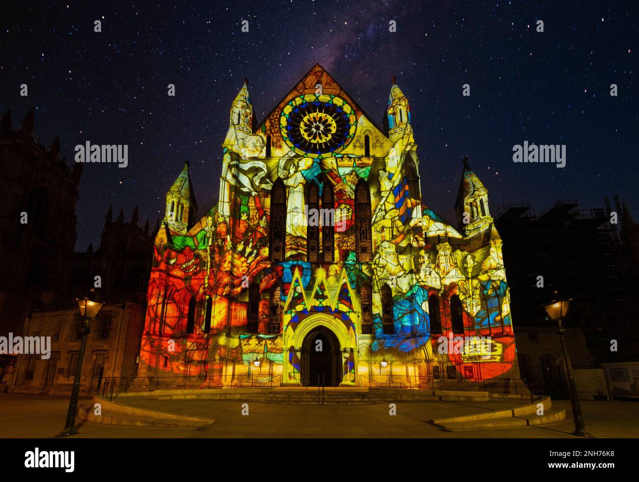 Immersive projection mapping hi-res stock photography and images - Alamy