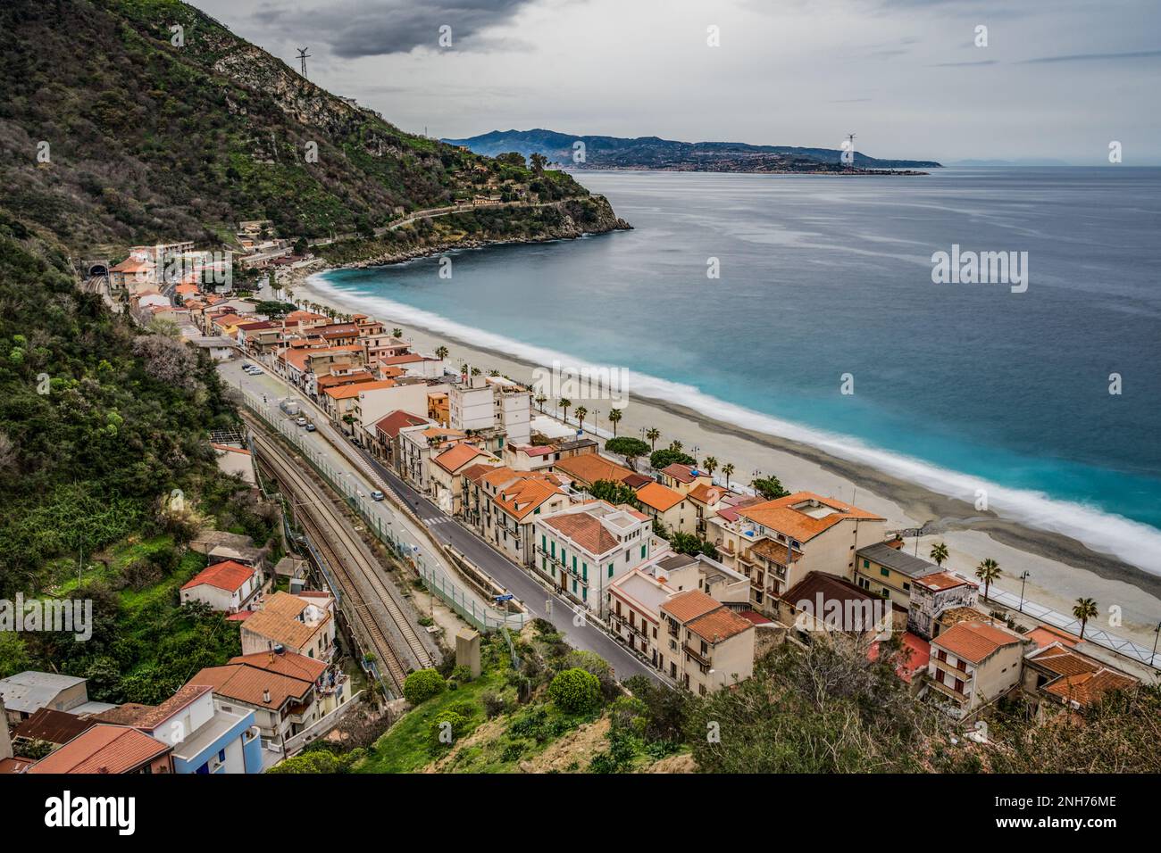 Calabrian seaside villages hi-res stock photography and images - Alamy