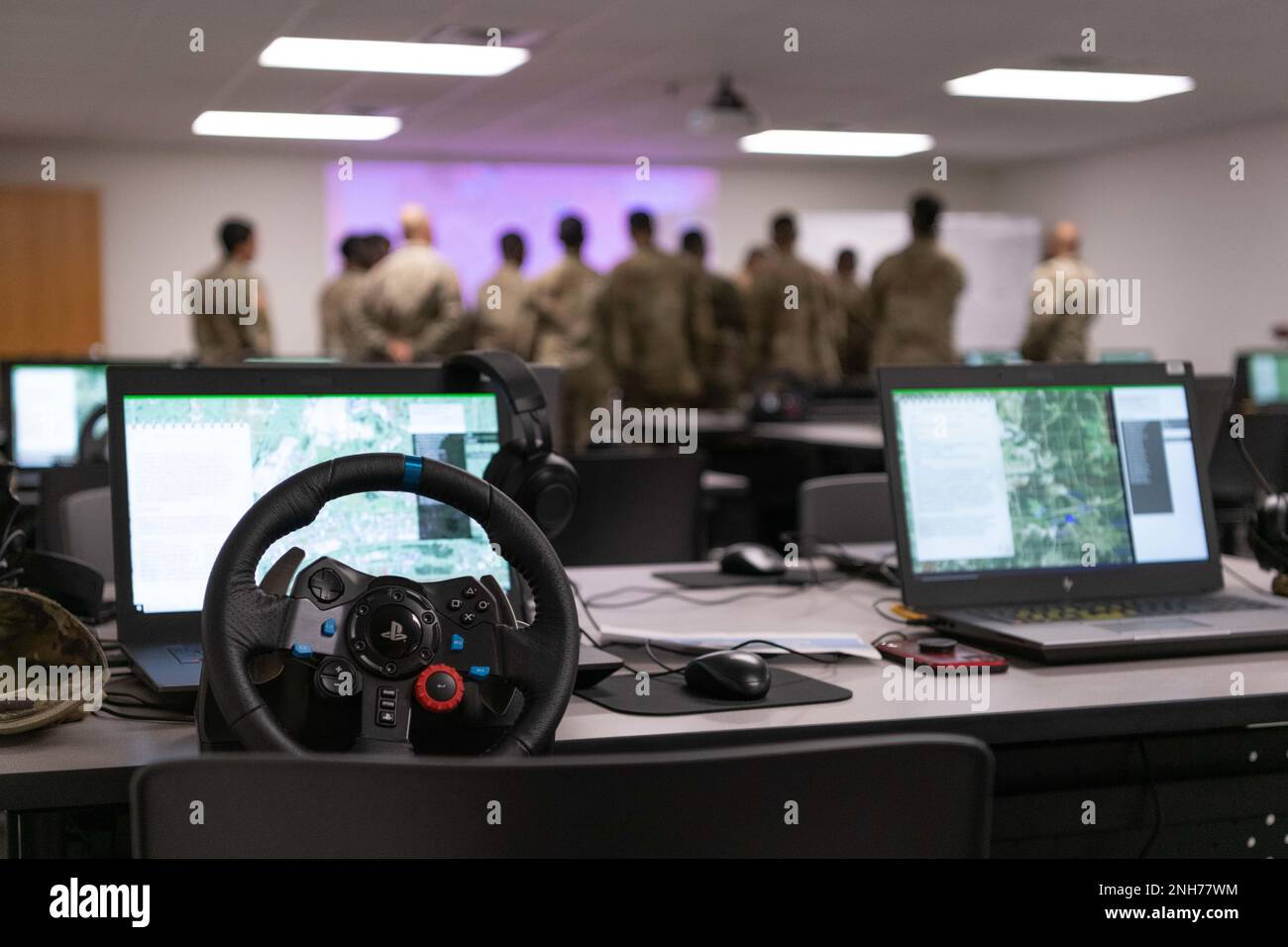 Virtual battlespace hi-res stock photography and images - Alamy