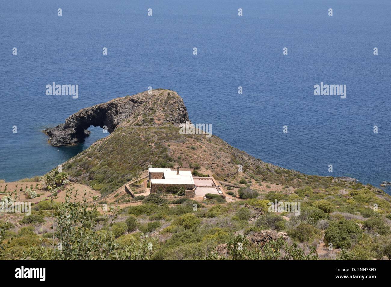 Elephant Arch, Pantelleria Stock Photo - Alamy