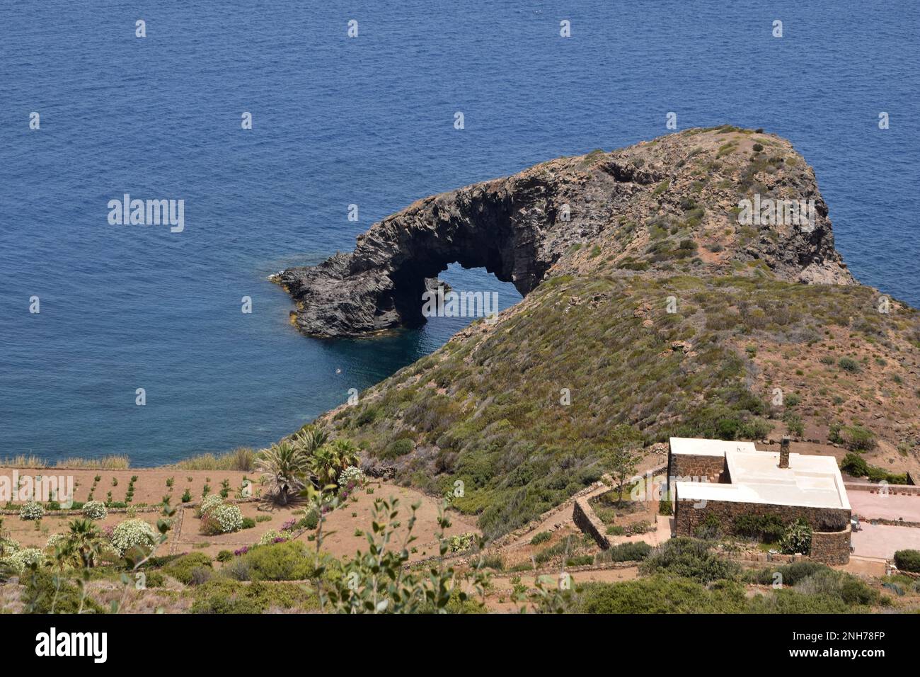Elephant Arch, Pantelleria Stock Photo - Alamy
