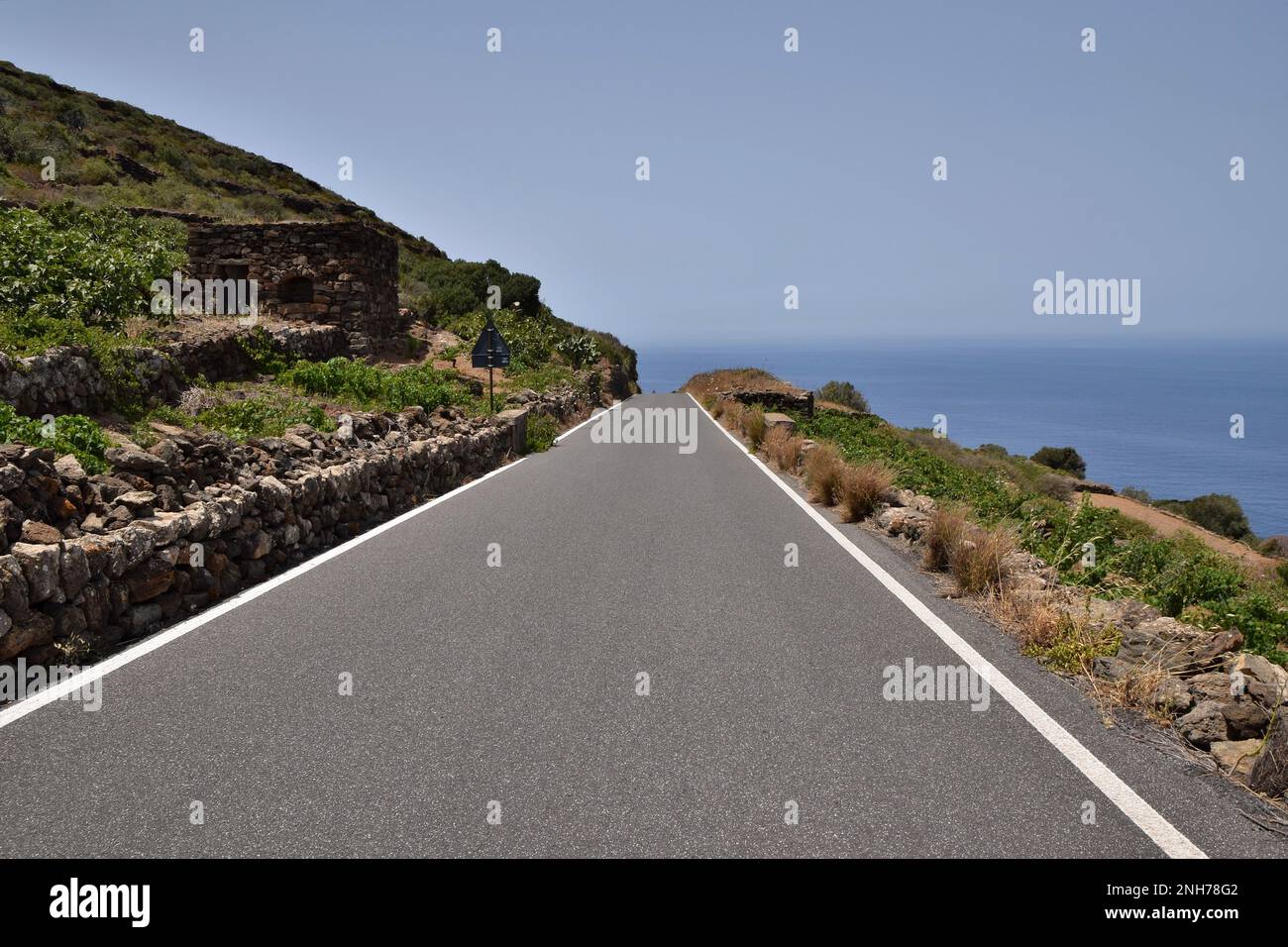 Perimetral road pantelleria hi-res stock photography and images - Alamy