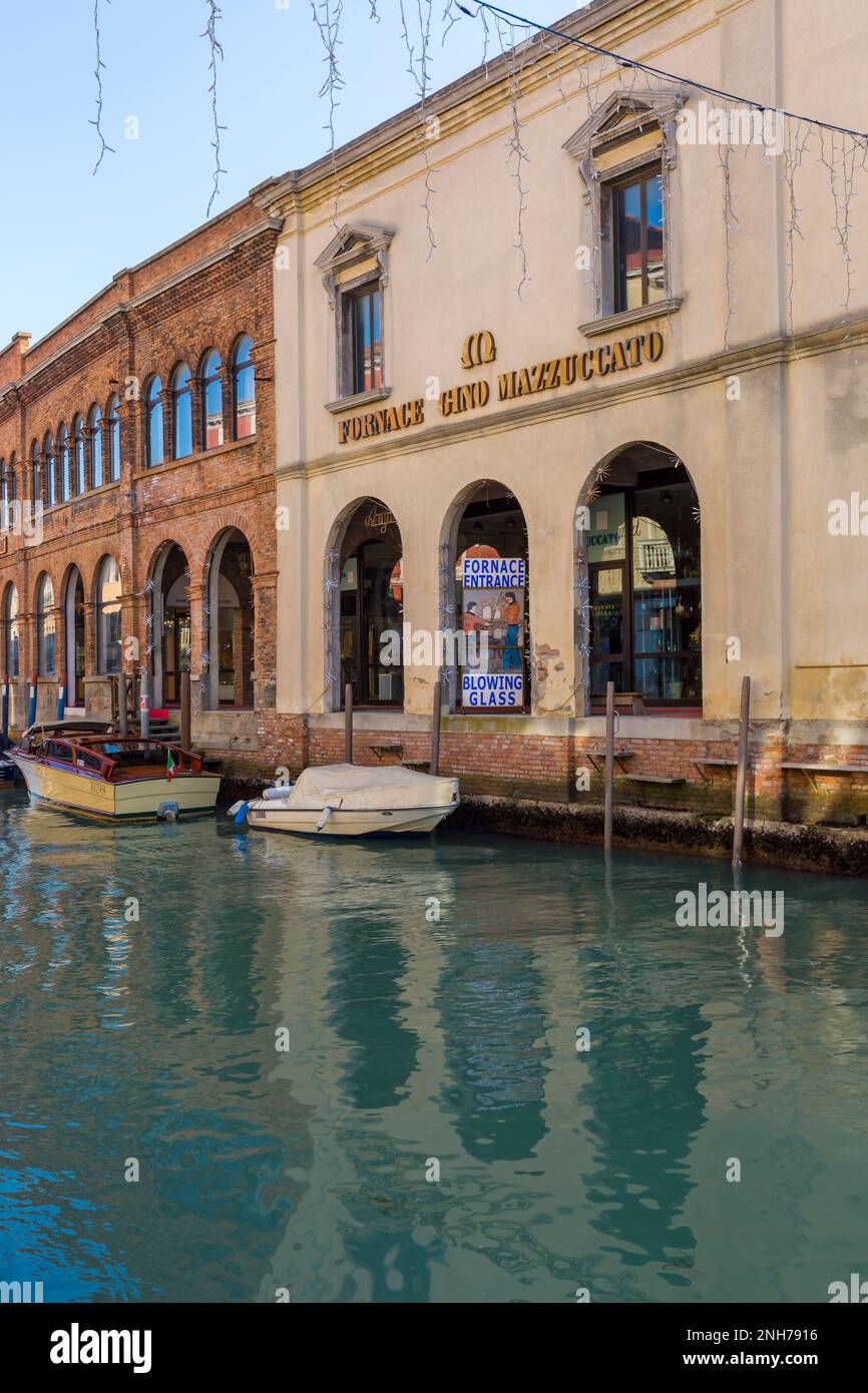 Fornace Gino Mazzuccato glass factory with furnace fornace entry sign ...