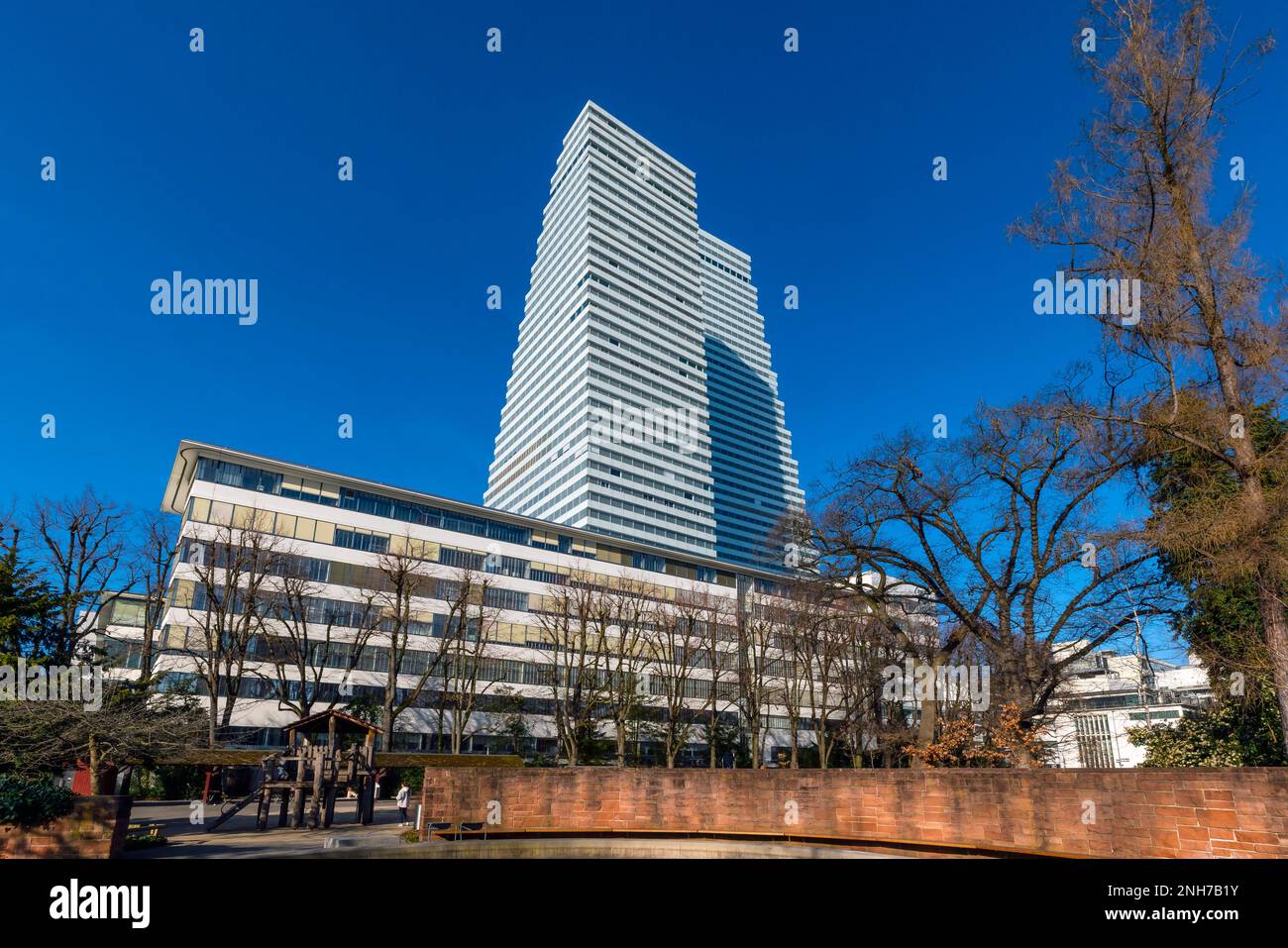 Roche Pharma (Schweiz) AG buildings in Basel, Switzerland. Design by ...