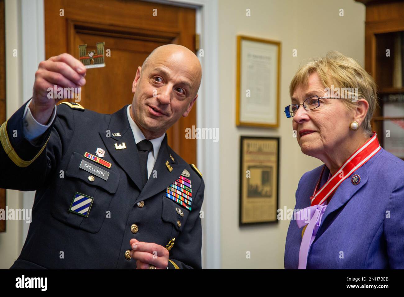 Lt. Gen. Scott A. Spellmon, the 55th chief of engineers and commanding ...