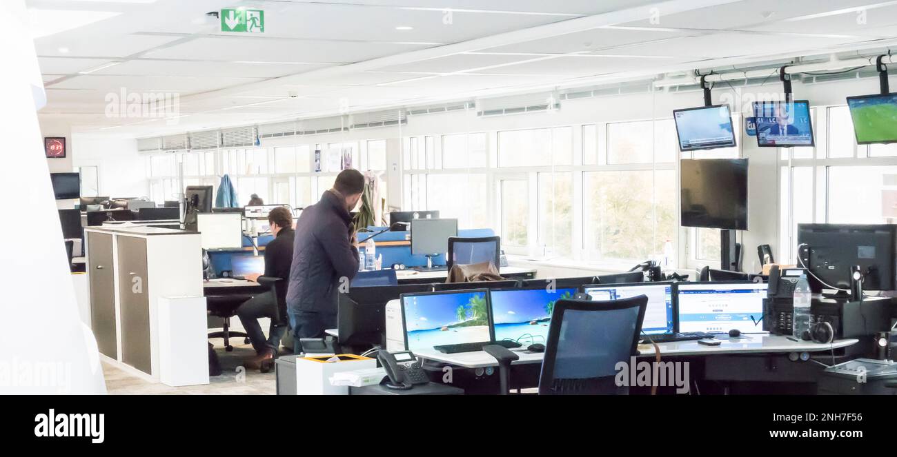 Modern interior office in france hi-res stock photography and images ...