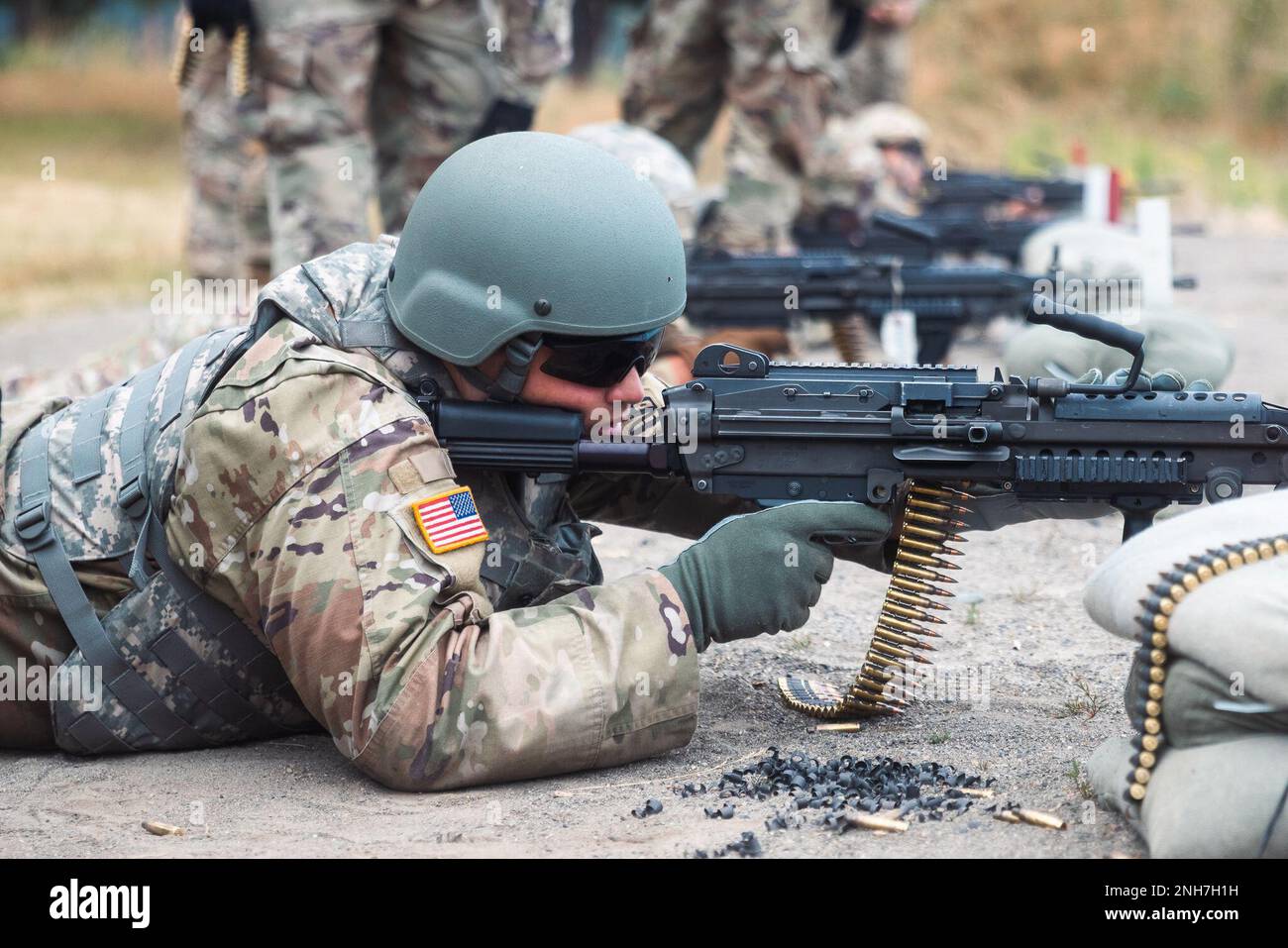 Soldiers from the 181st Brigade Support Battalion conduct a M249 Light ...