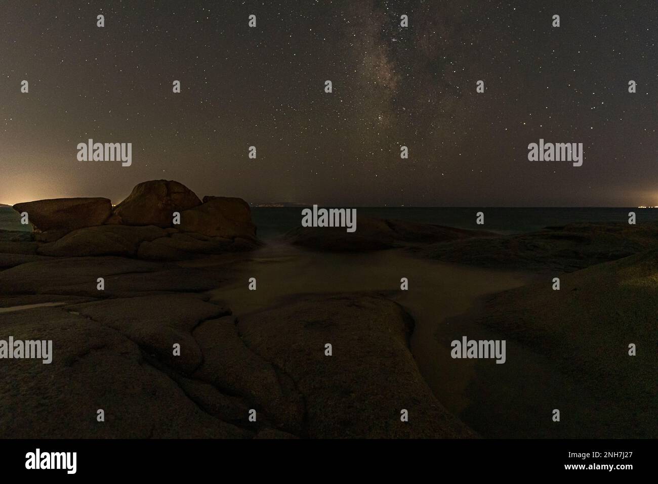 Night view with milky way of Agia Anna beach, Naxos Stock Photo - Alamy