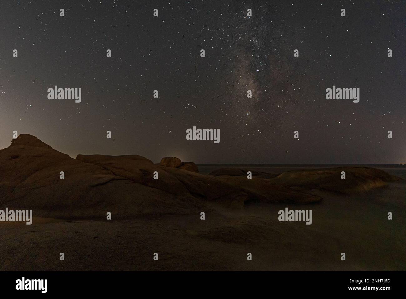 Night view with milky way of Agia Anna beach, Naxos Stock Photo - Alamy