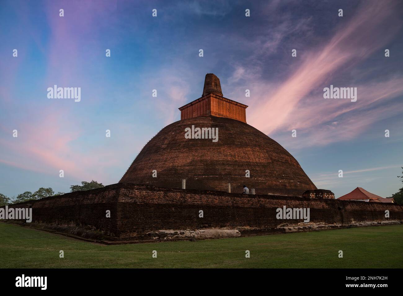 Sunset at Jetavanaramaya dagoba in the sacred city of Anuradhapura ...