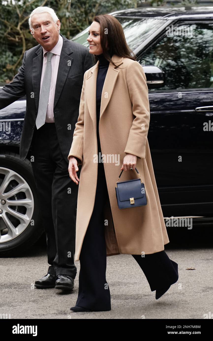 The Princess of Wales arriving for her visit to Oxford House Nursing ...