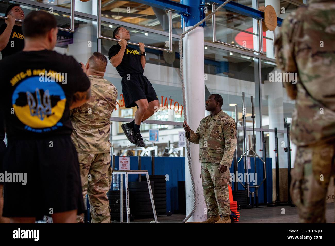 Florida Army National Guard Sgt. Fernando Aguilar, currently assigned ...