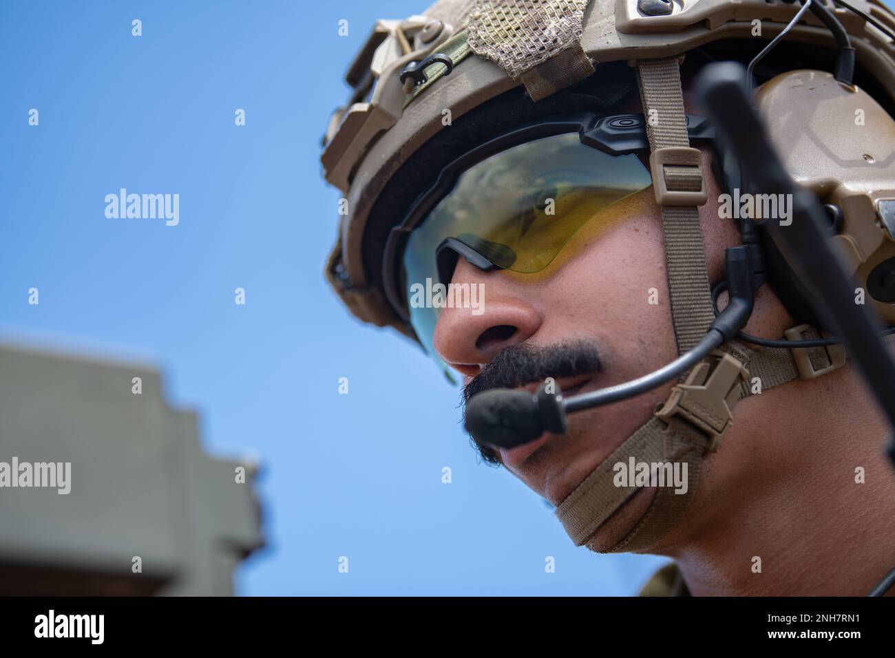 Laser target designator hi-res stock photography and images - Alamy