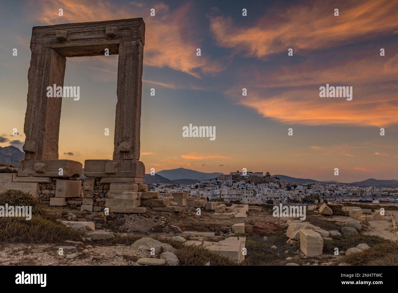 Naxos villages hi-res stock photography and images - Alamy