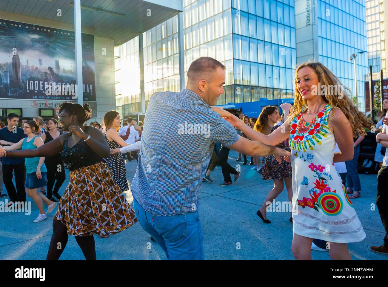 Paris, France, Large Crowd Young French People Dancing on Street to ...