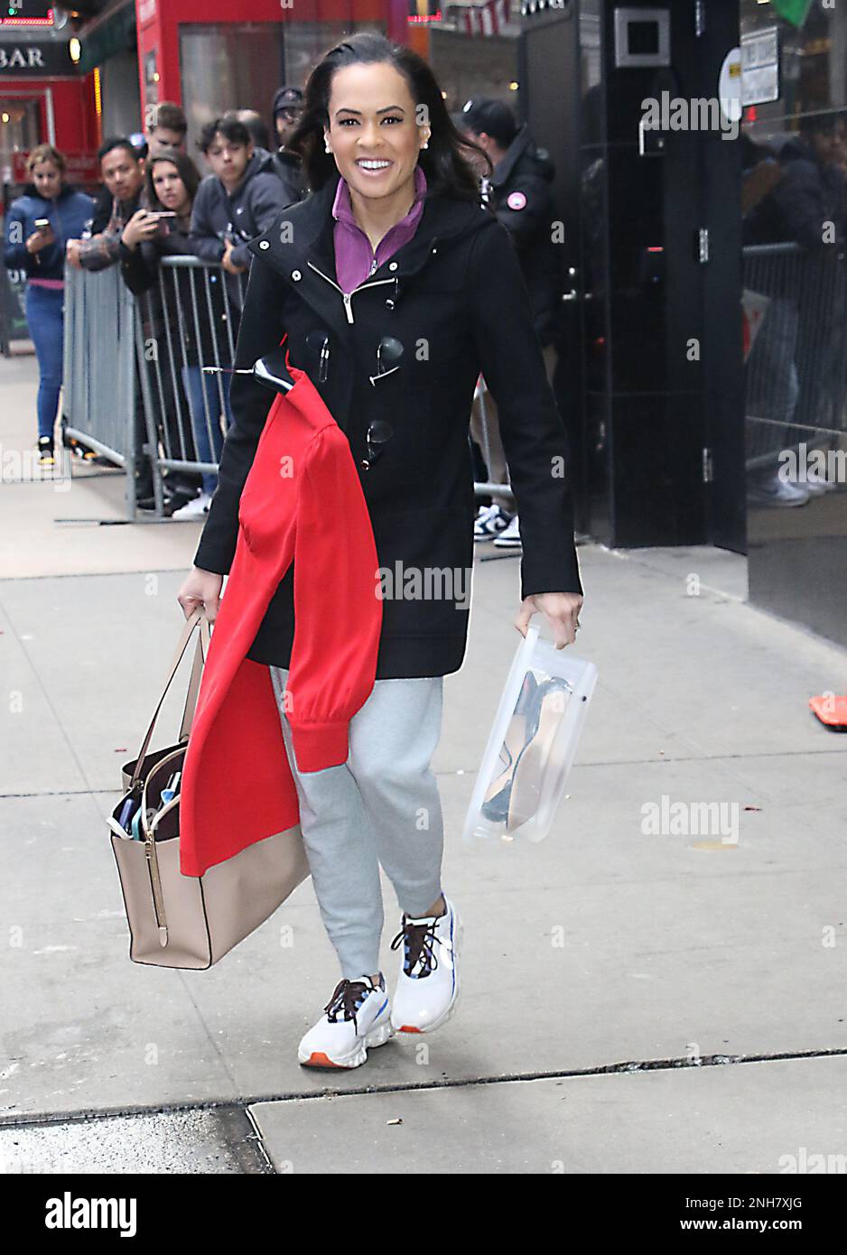 New York, NY, USA. 20th Feb, 2023. Linsey Davis seen exiting GMA ...
