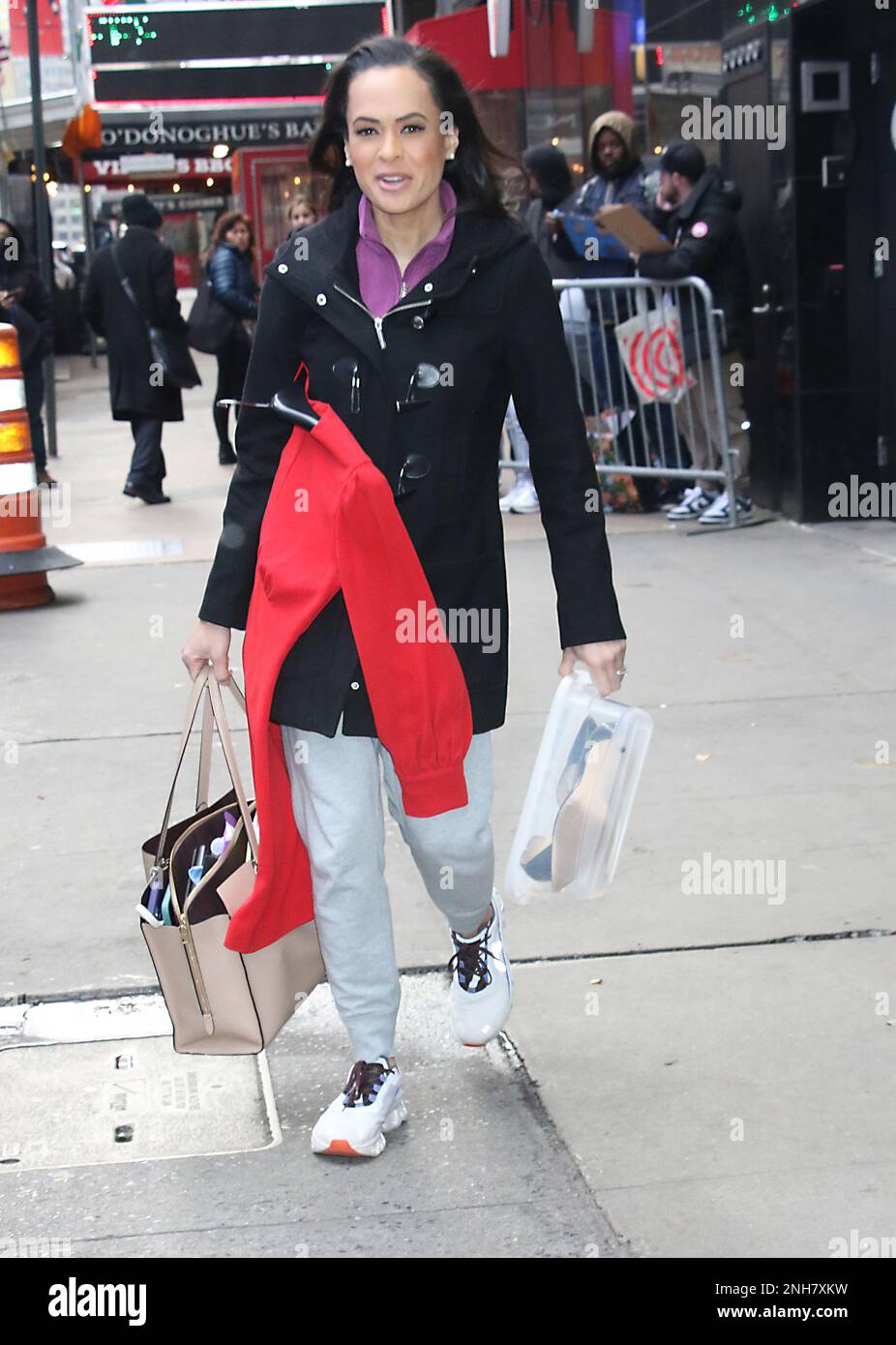 New York, NY, USA. 20th Feb, 2023. Linsey Davis seen exiting GMA ...