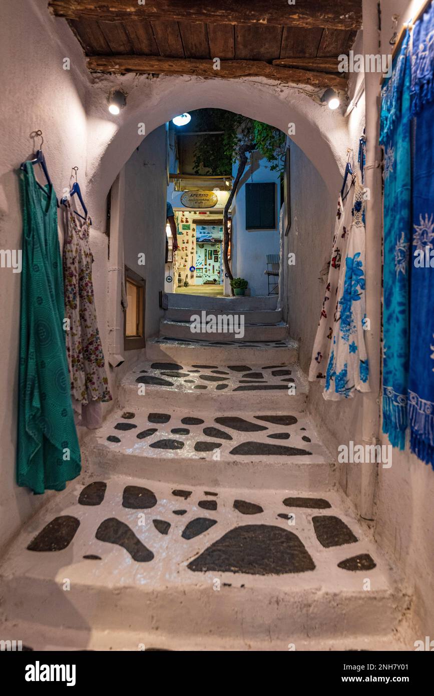 Arched alleyways naxos hi-res stock photography and images - Alamy