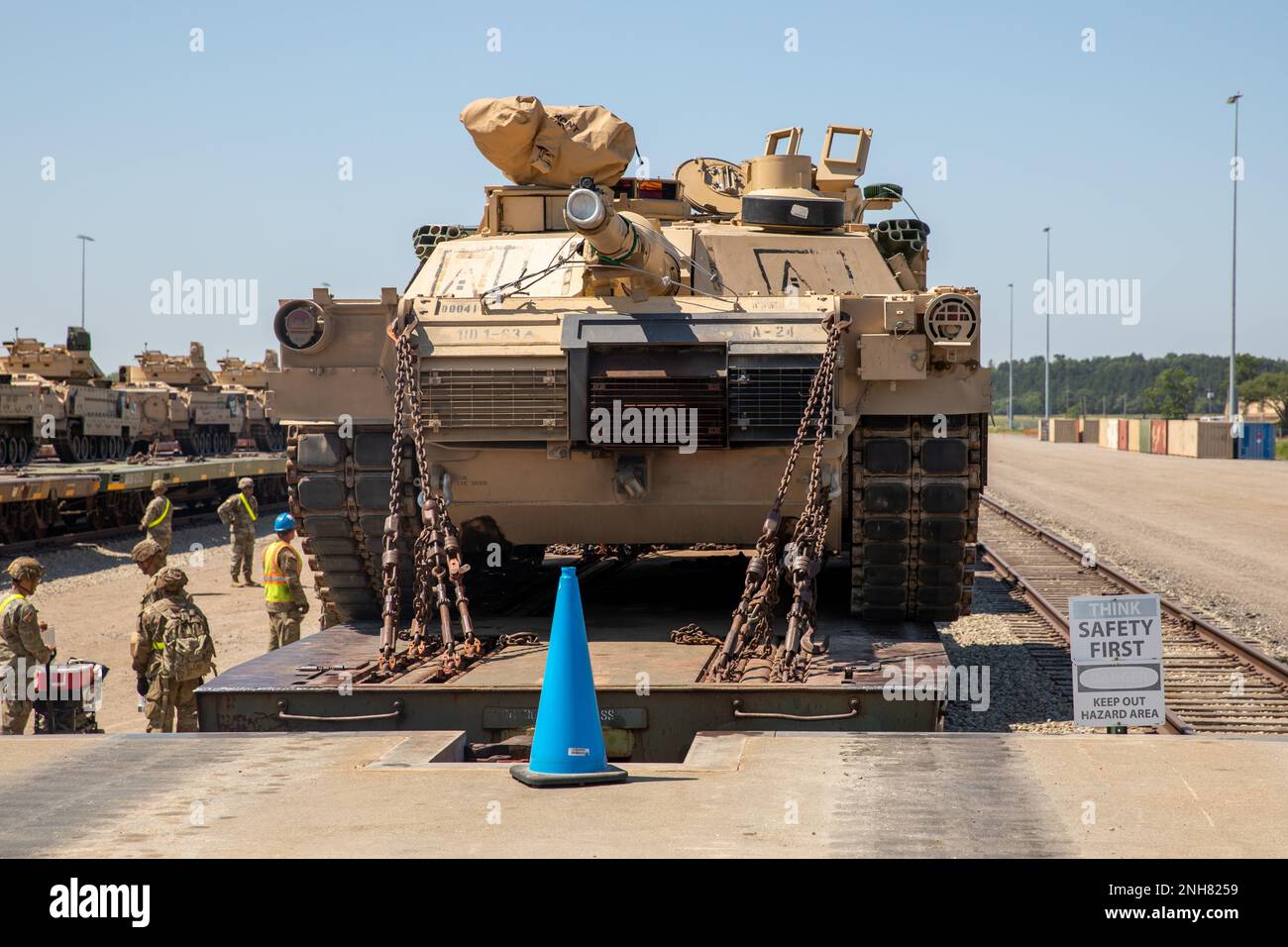 M1a2 abrams main battle tank hi-res stock photography and images - Alamy