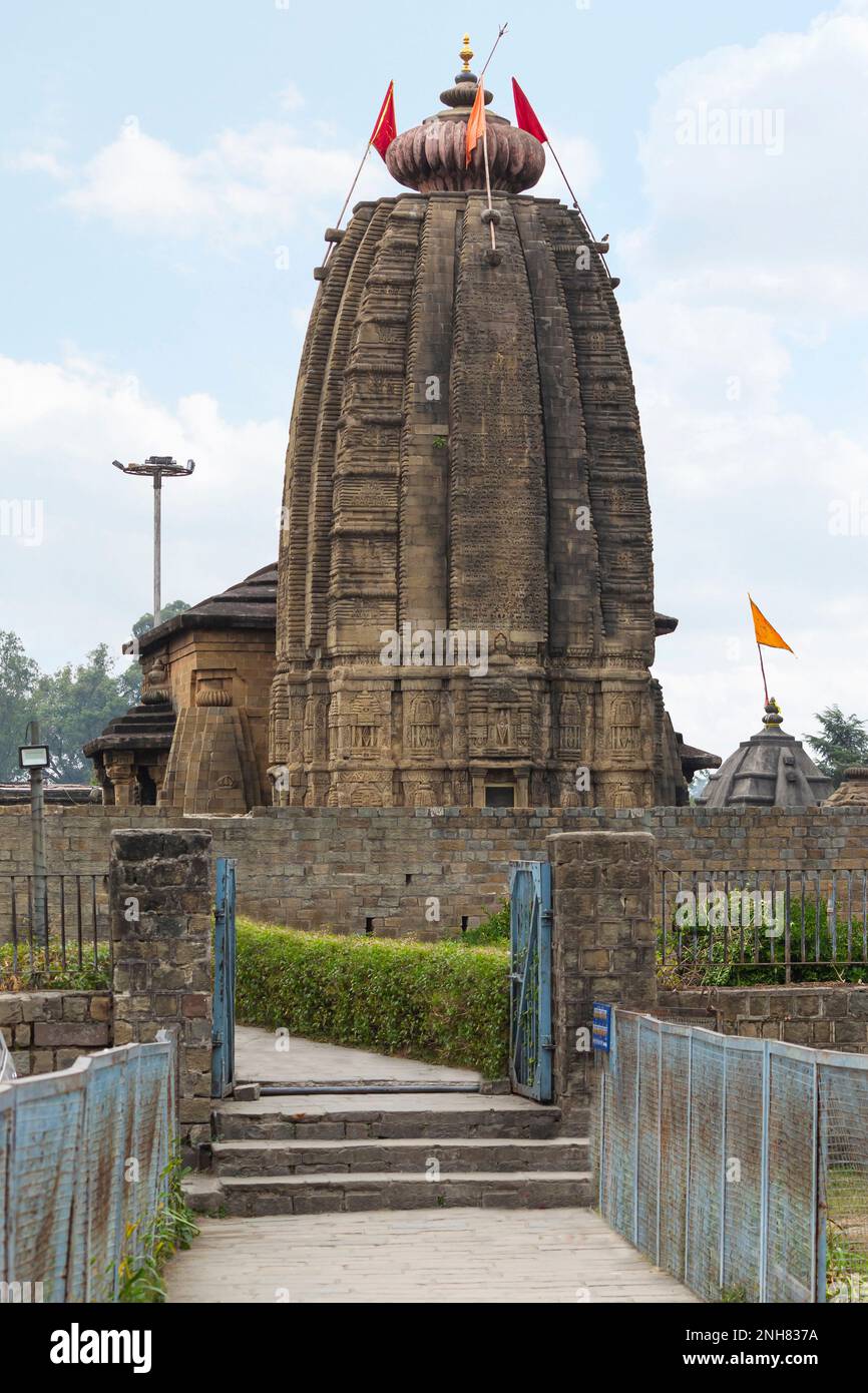Carvings on the Baijnath Shiv Temple, Rear view, Baijnath, Kangra ...