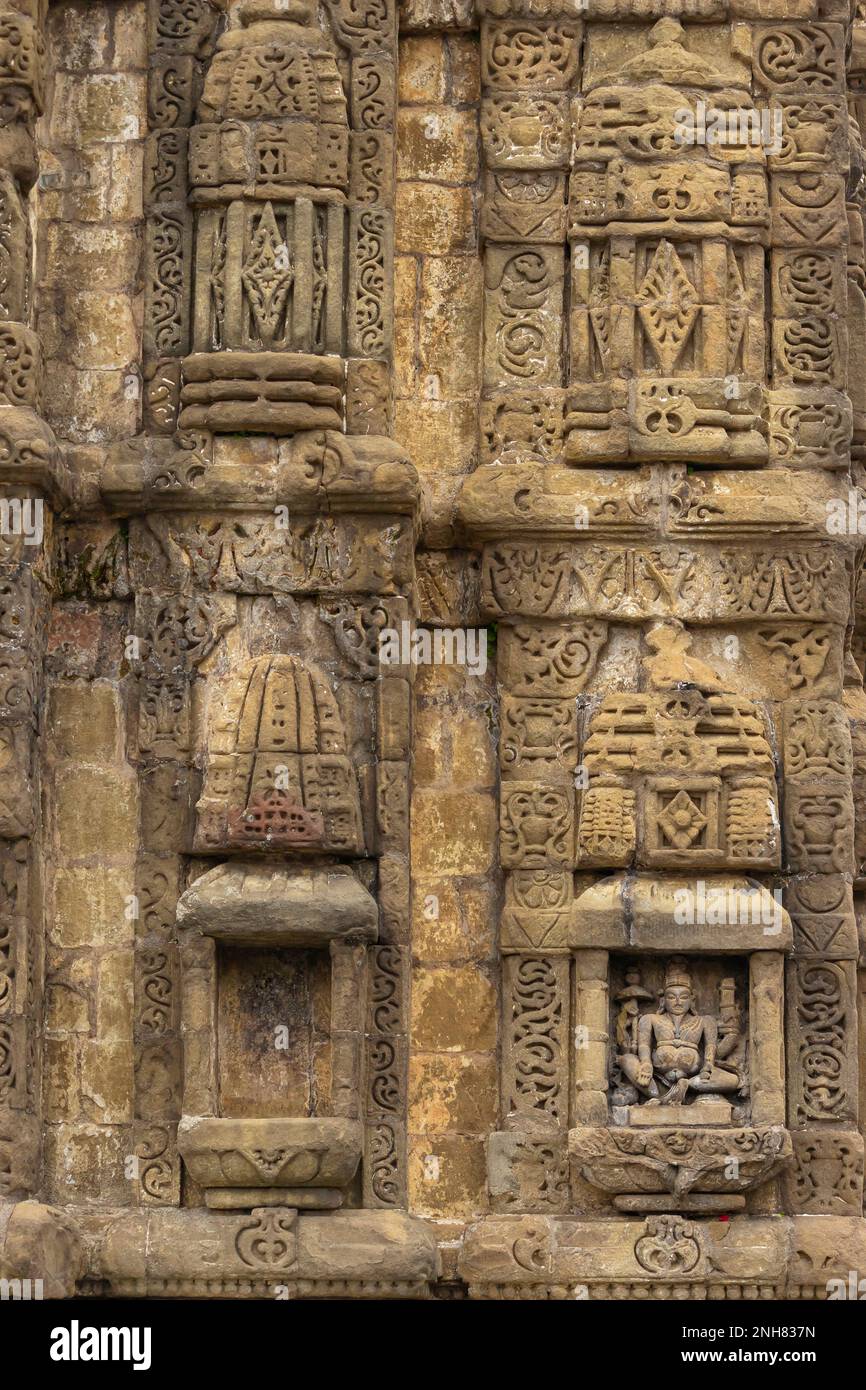 Carvings on the Baijnath Shiv Temple, Baijnath, Kangra, Himachal ...