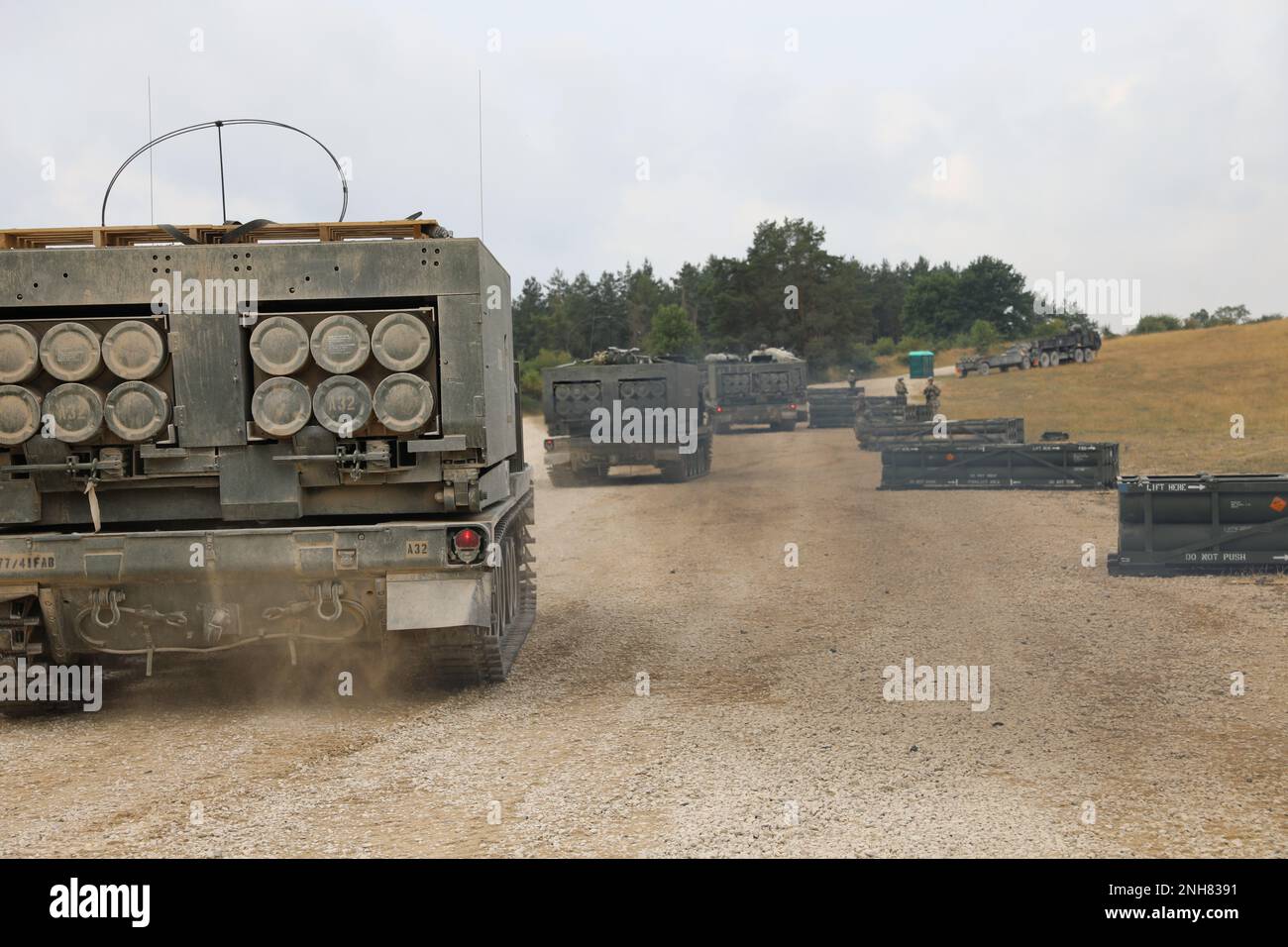 Soldiers assigned to 1st Battalion, 77th Field Artillery Regiment, 41st ...