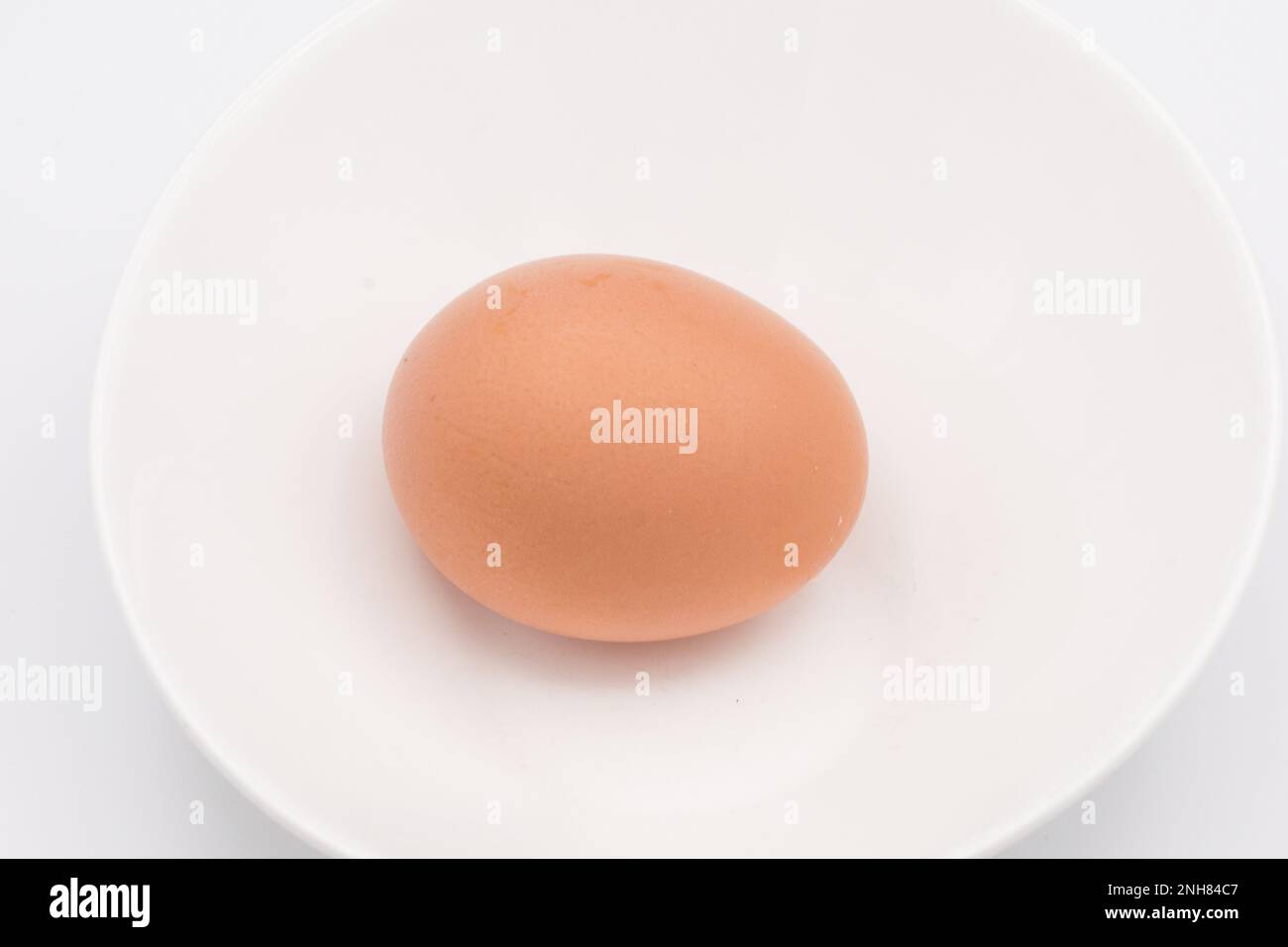 Boiled egg brown chicken egg hi-res stock photography and images - Alamy