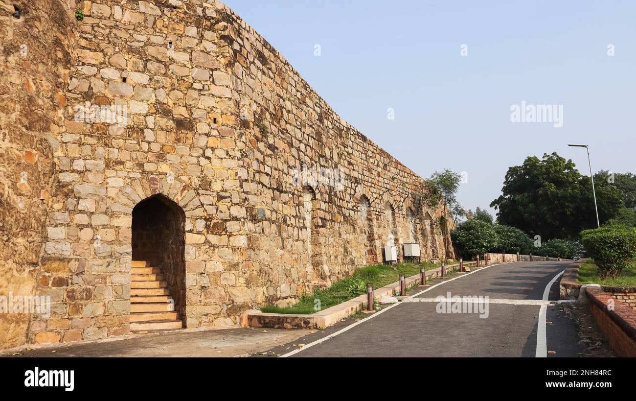 Protection Wall of Jhansi Fort, Jhansi, Uttar Pradesh, India Stock ...