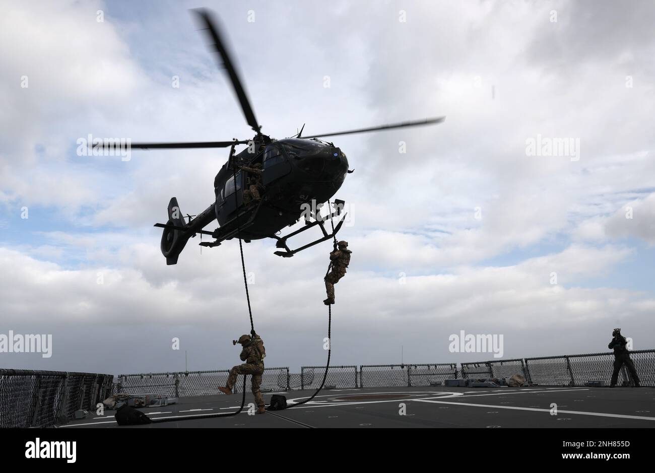 21 February 2023, Schleswig-Holstein, Eckernförde: Soldiers of the KSM ...