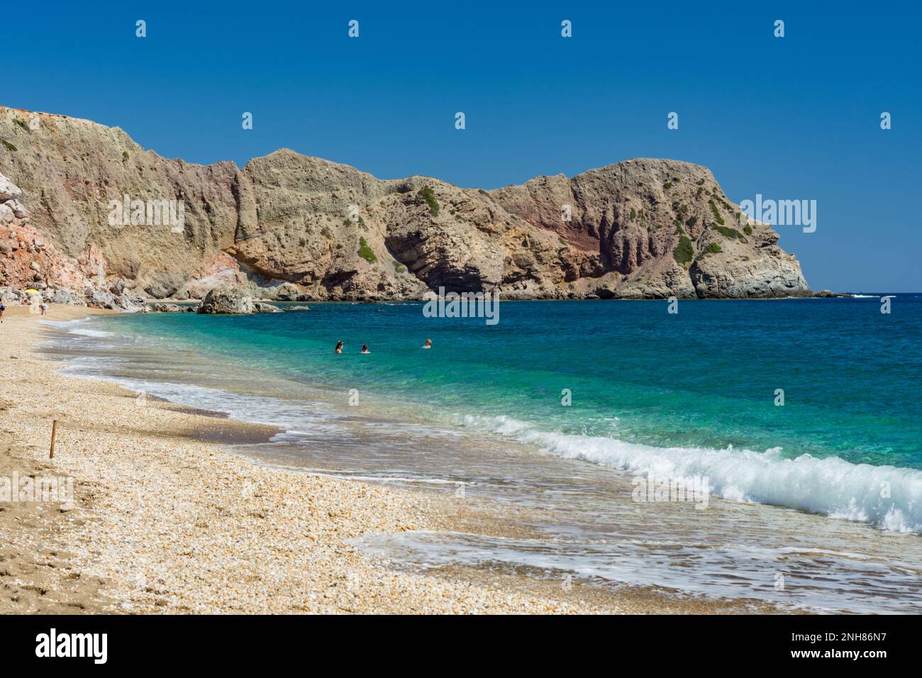 Pebbly beaches hi-res stock photography and images - Alamy