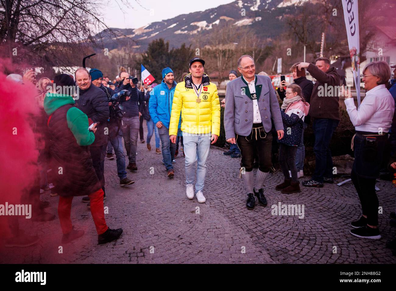20 February 2023, Bavaria, Fischen Im Allgäu: Parallel Giant Slalom ...